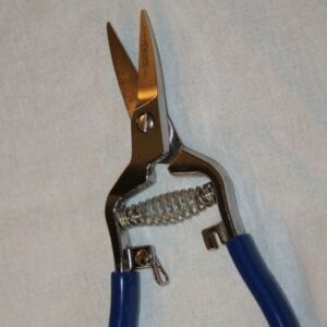 5 Best Rag Quilt Scissors In 2023 [Updated List] - TextileTuts